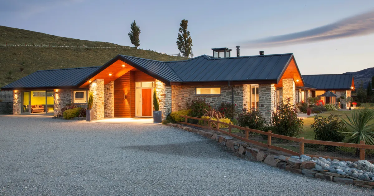 738 Luggate-Tarras Road, Wanaka, Central Otago | NZ Sotheby’s Realty ...