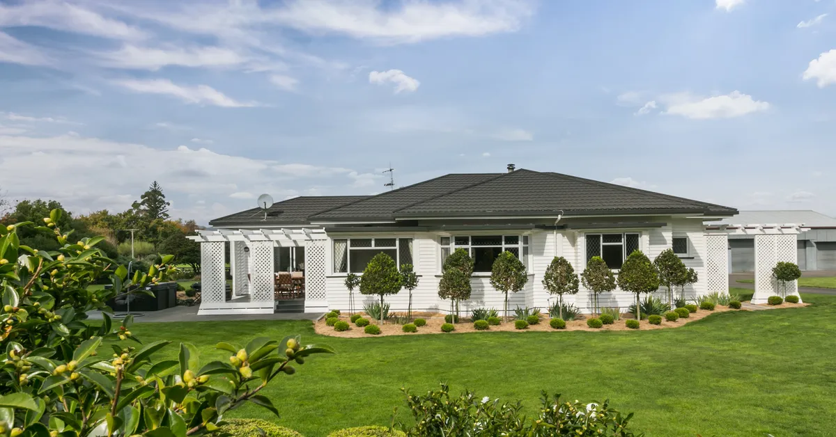 73 Rosser Road, Longlands, Hastings | NZ Sotheby’s Realty | HBHN11211