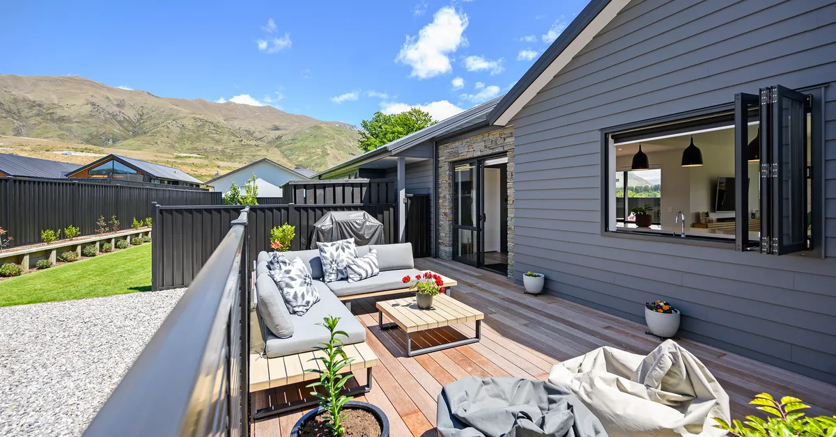 29 Little Alpha Loop, Wanaka, Wanaka | NZ Sotheby’s Realty | NZW10589