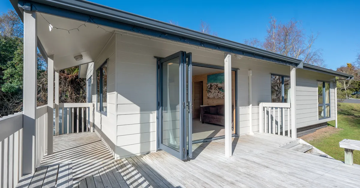 2/58 Kinloch Road, Kinloch, Taupo | NZ Sotheby’s Realty | TAUP2097