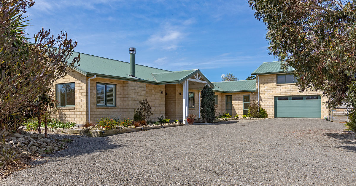 1/239 Lake Ferry Road, Martinborough, South Wairarapa | NZ Sotheby’s ...