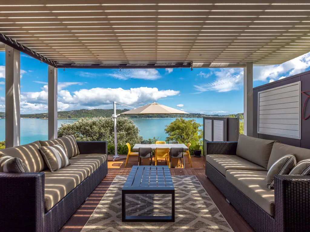 Cathy Cameron | Auckland Waiheke Island | NZ Sotheby’s Realty