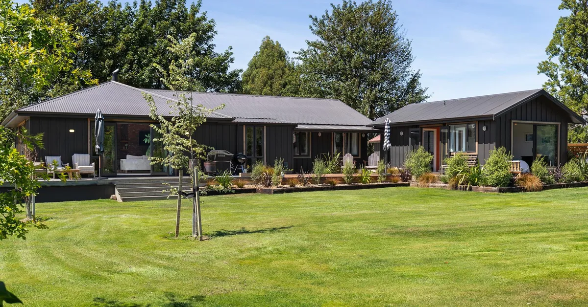 19 Monteith Road, Albert Town, Wanaka | NZ Sotheby’s Realty | NZW10926