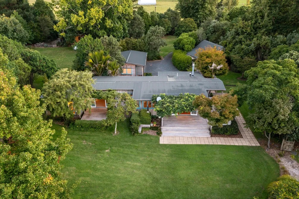 34 Quinns Road (Two Residences), Clevedon, Papakura | NZ Sotheby’s ...