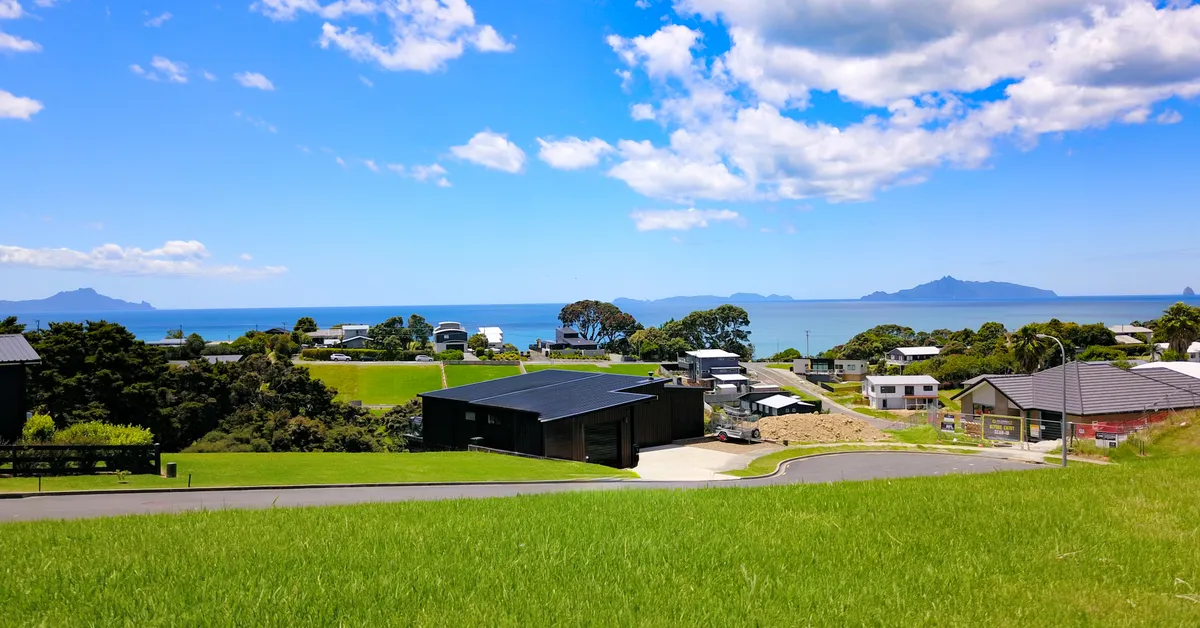 12 Starlight Place, Langs Beach, Whangarei | NZ Sotheby’s Realty | NLA00525