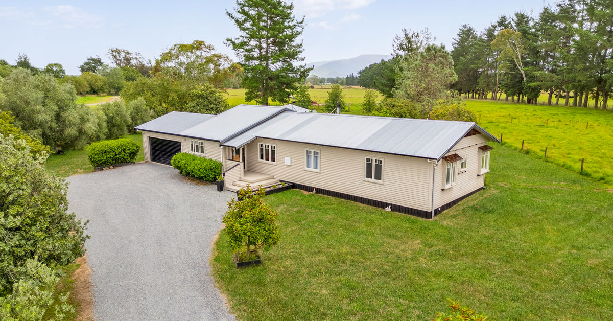 122 Cross Line, Morison Bush, South Wairarapa | NZ Sotheby’s Realty ...