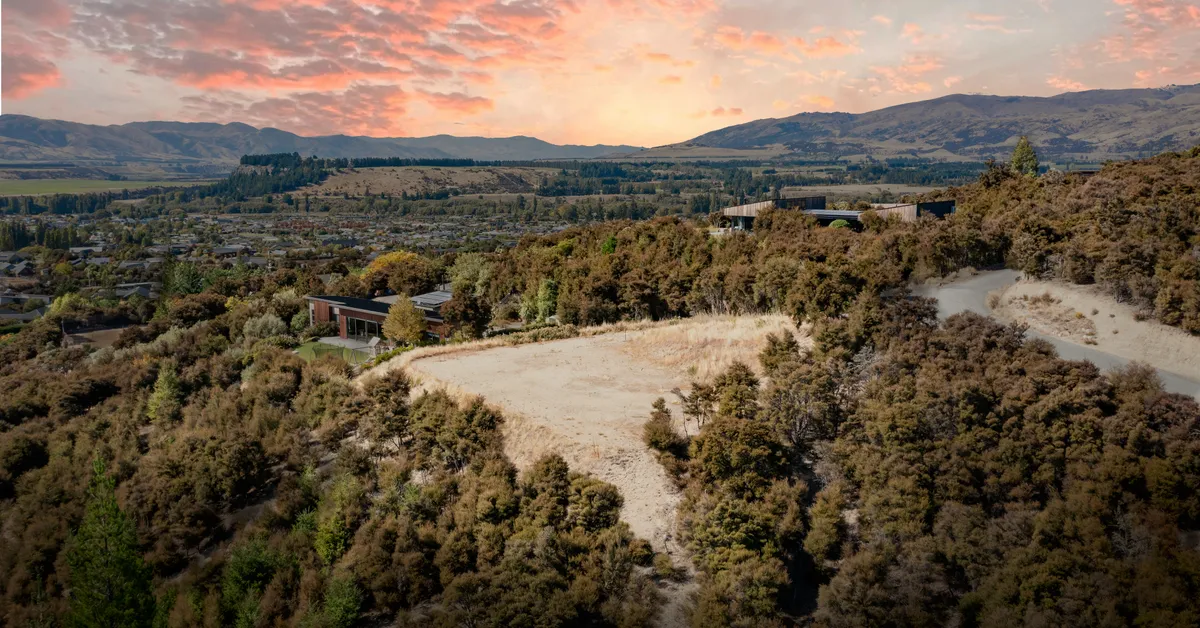 37 Kanuka Rise, Wanaka, Wanaka | NZ Sotheby’s Realty | NZW11104
