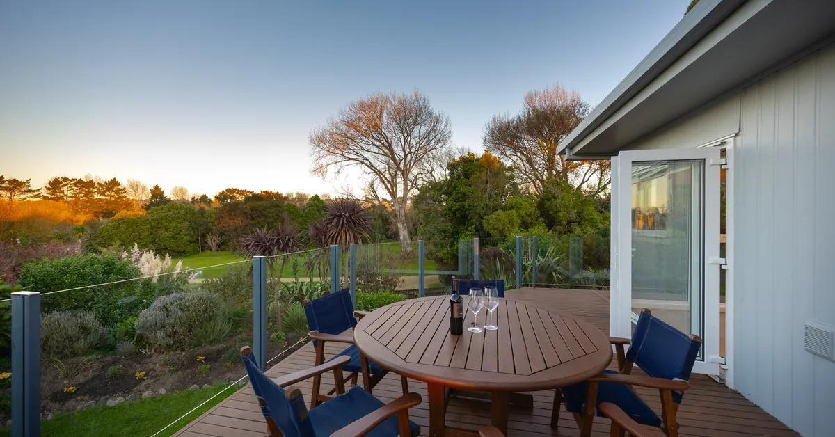 7 Sharon Place, Awapuni, Palmerston North City | NZ Sotheby’s Realty ...