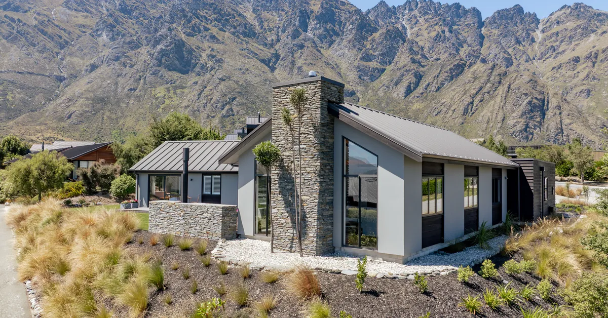 15 McKellar Drive, Jack's Point, Queenstown | NZ Sotheby’s Realty ...